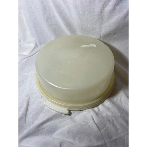 Tupperware | Kitchen | Vintage Tupperware Cake Keeper Taker Carrier 791 ...